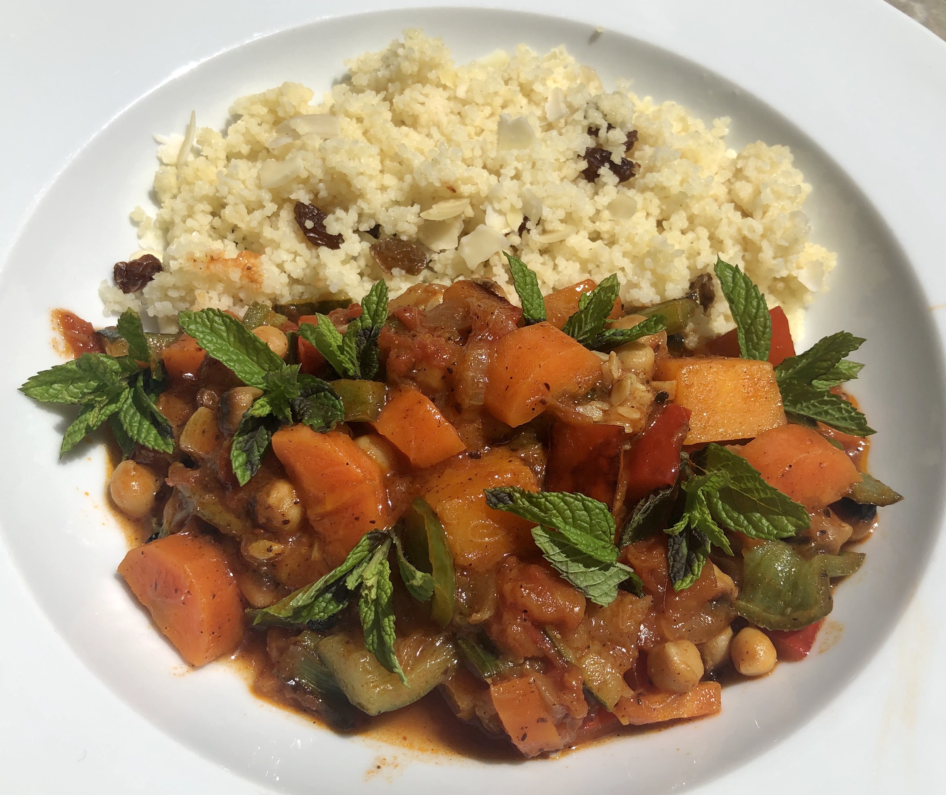 Moroccan Spiced Vegetables & Cous Cous with Almonds & Sultanas | fincafood